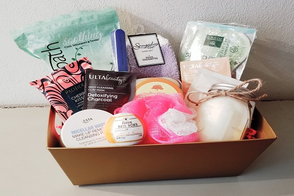 Cadeaux Awesome idées panier pour tout le monde - Qfleurs